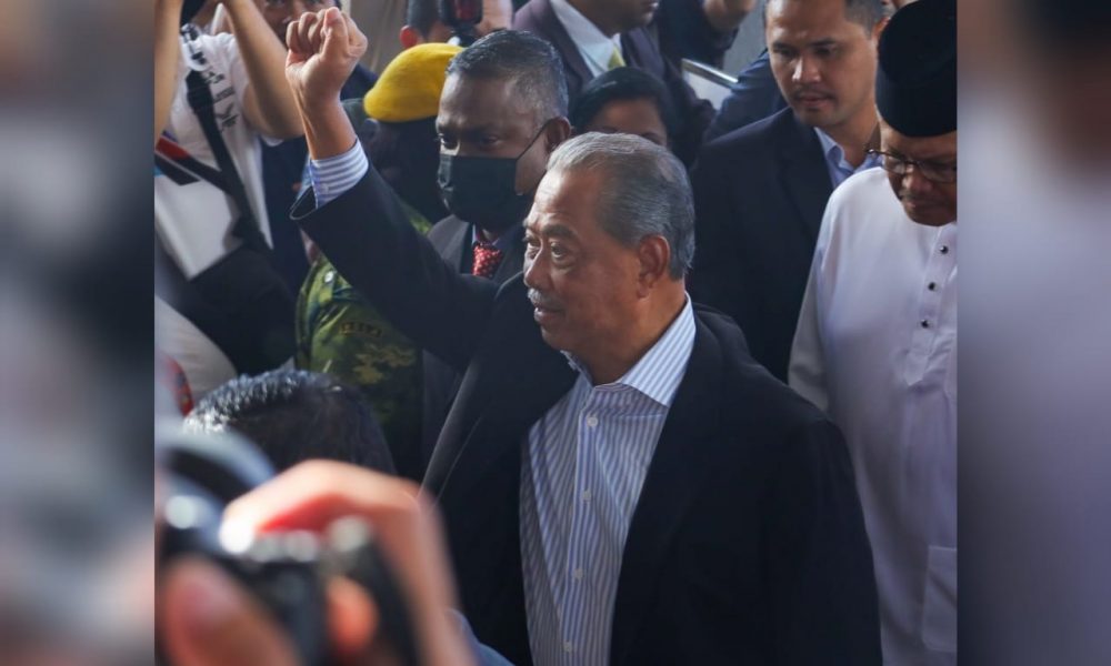 Muhyiddin didakwa lagi gubah wang haram RM5juta Muhyiddin didakwa lagi gubah wang haram RM5juta